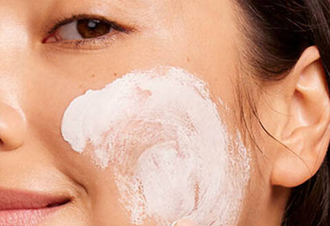 How to Get Rid of Blemishes | SkinCeuticals Australia